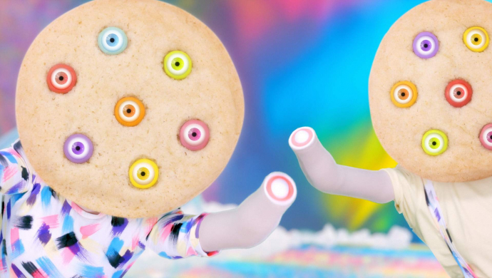 Traffic Signs & Jake The Rapper 'Cookie Jar' by Ben & Julia | Videos ...