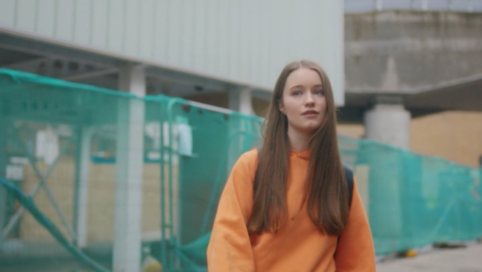 Sigrid 'Raw (live)' by Ivana Bobic | Videos | Promonews