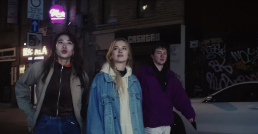 Elena Flury 'Burning Questions' by Andy Mihov | Videos | Promonews