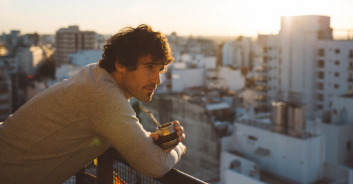 Hernan Corera signs to Caviar | News | Promonews