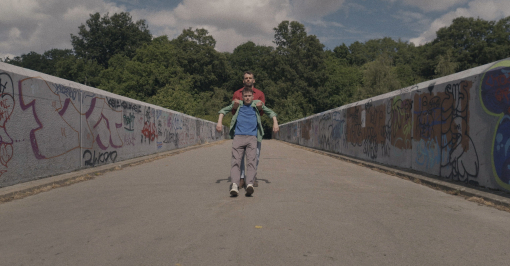 InTechnicolour 'The Wave' by Ali Gill | Videos | Promonews