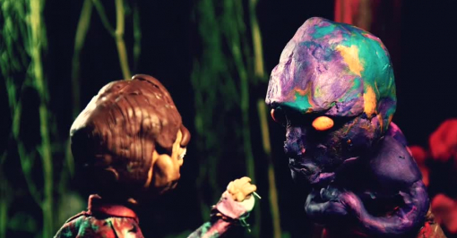 Glass Animals 'Pools' by Rafael Bonilla Jr. | Videos | Promonews