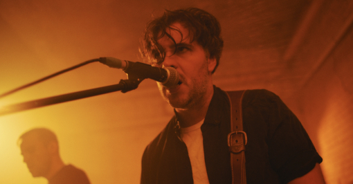 Amber Run 'Hurt' by Sofia & Suzy | Videos | Promonews